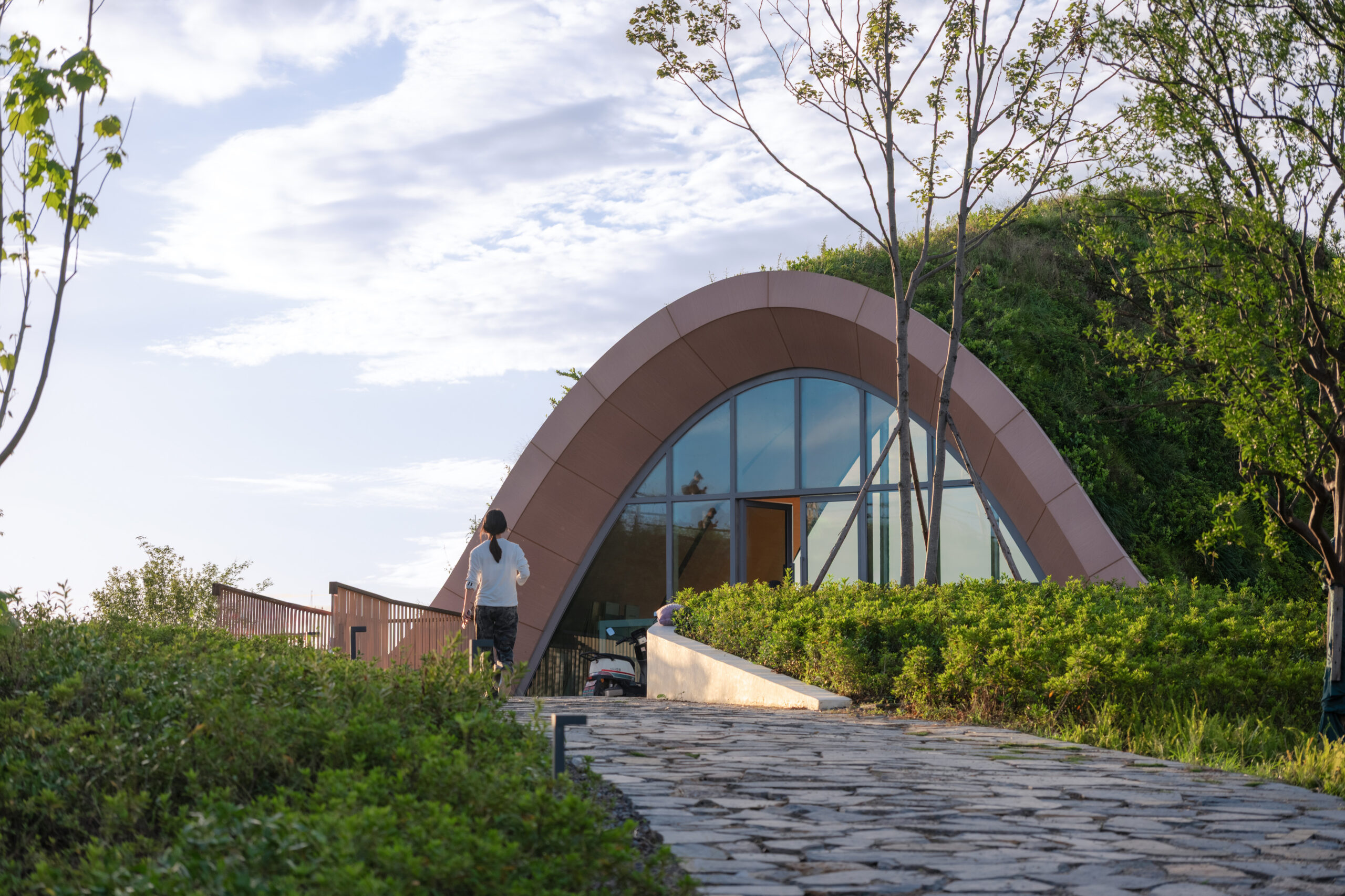 MVRDV completes Pujiang Platform, a timber pavilion and viewpoint that ...